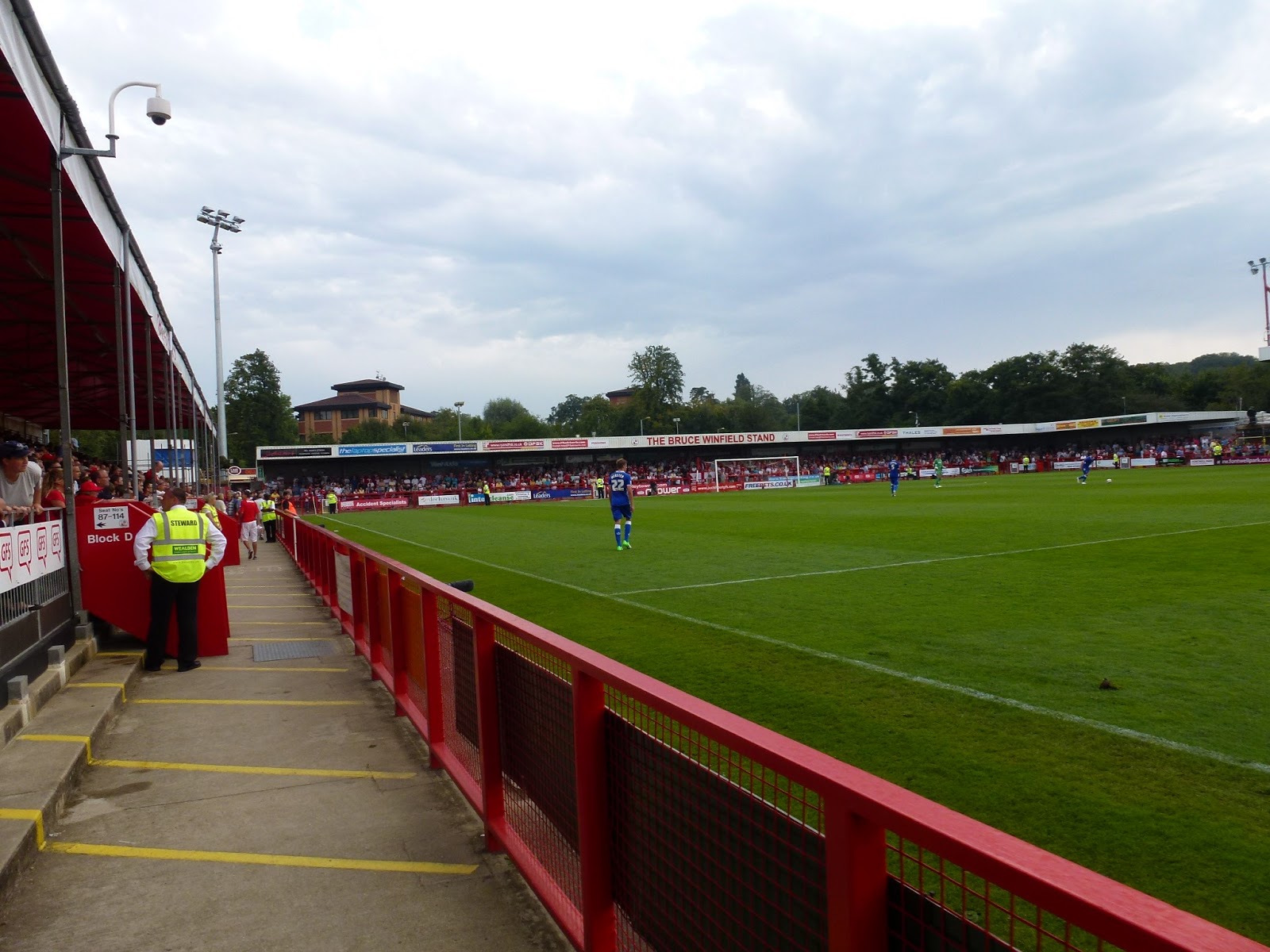 Extreme Football Tourism: ENGLAND: Crawley Town FC