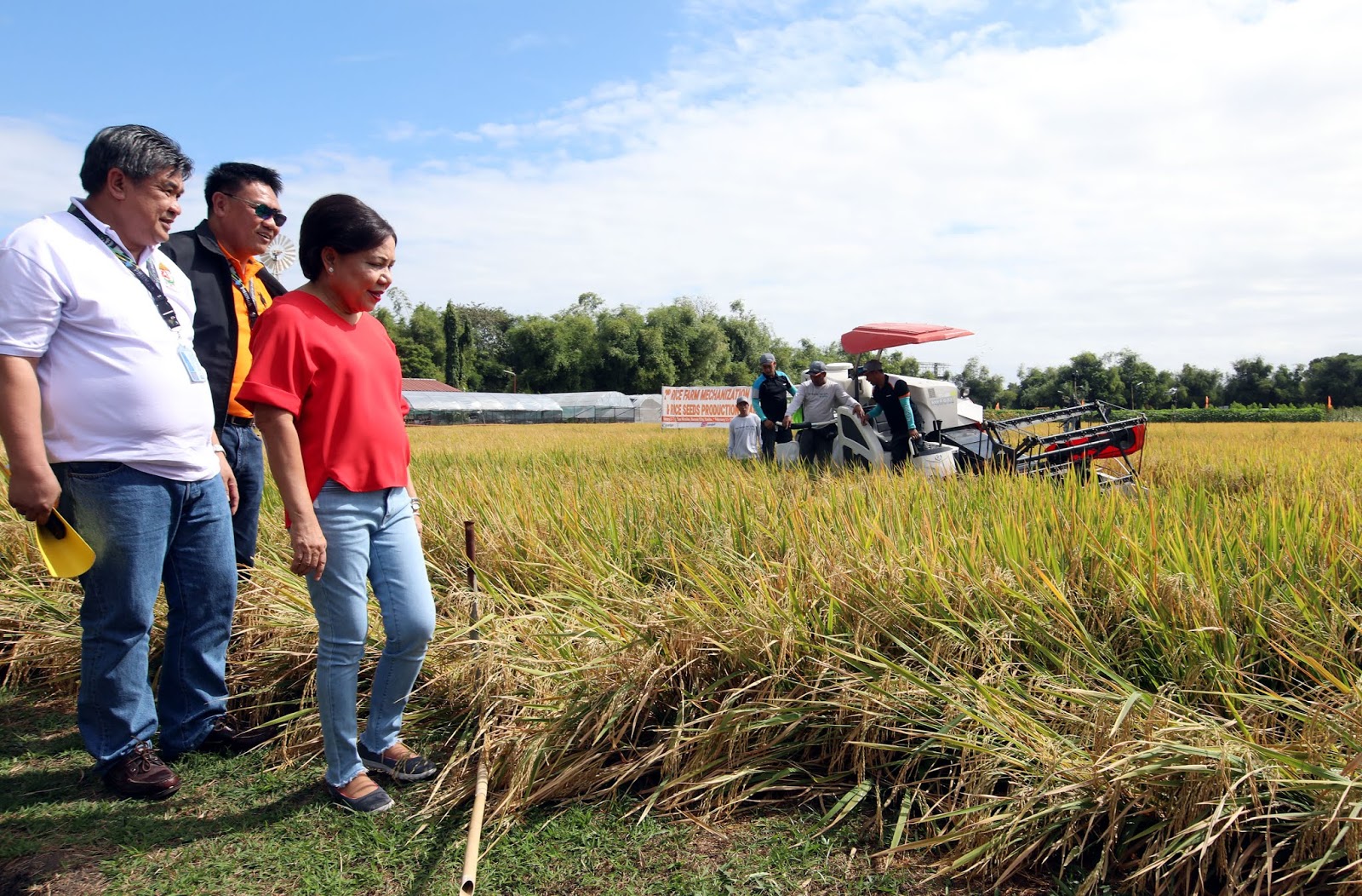 Villar welcomes farmers to rice seeds production training