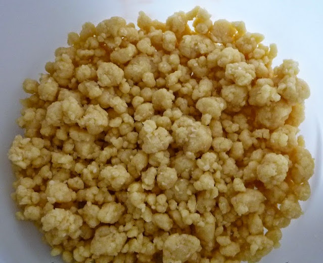 Ζαχαροπλαστική Πanos: Κράμπλ αμυγδάλου (crumble)