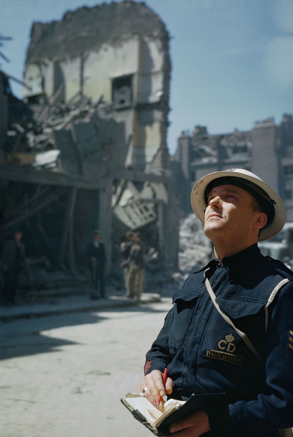 Incredible Photographs That Show World War II in Brilliant & Immersive ...