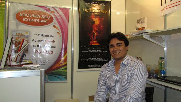 Mais Educação e Cultura: Edson Marques Brandão na Bienal Internacional ...