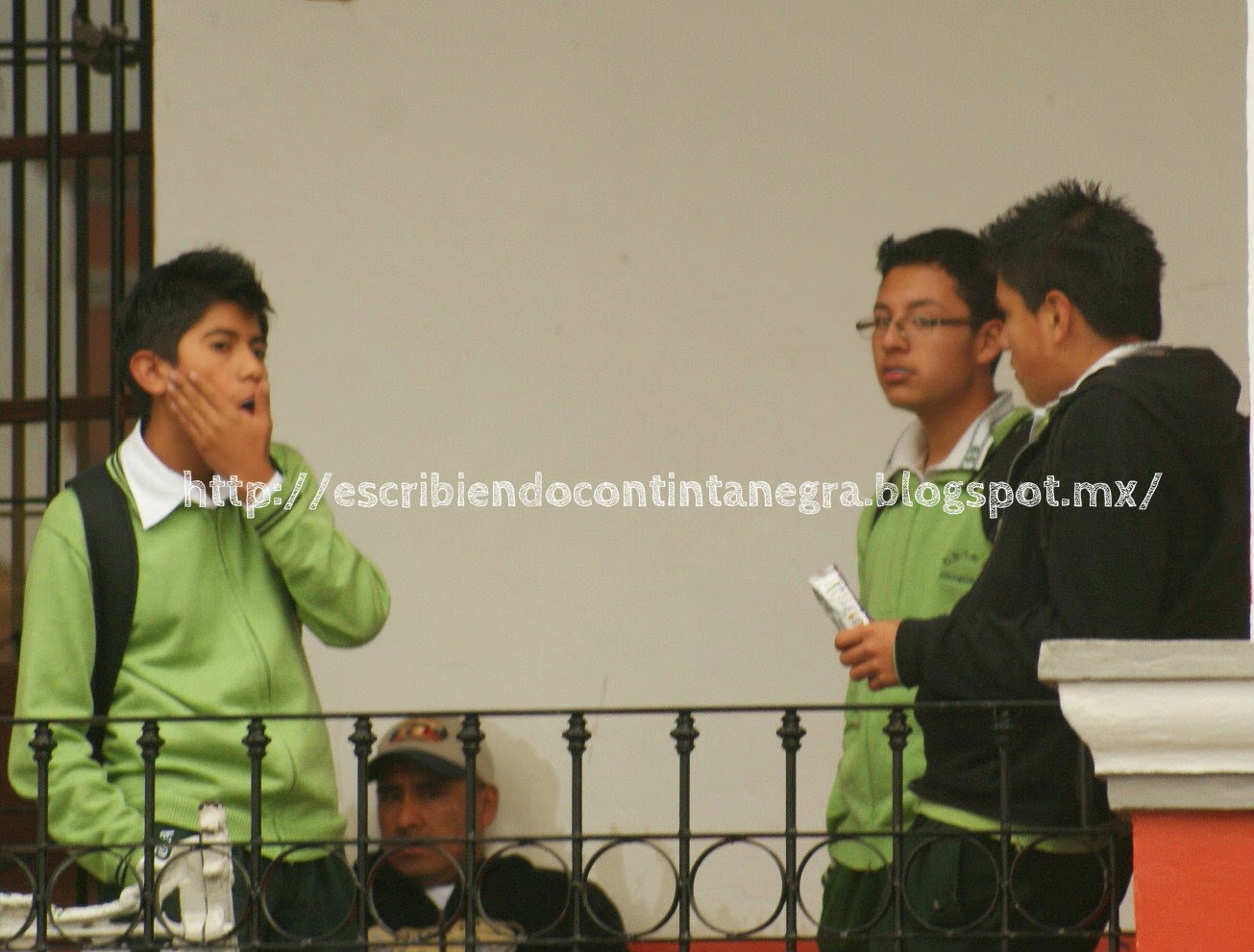 Escribiendo con "Tinta Negra": CBTA 99 DICE “NO” A SUSPENSIÓN DE CLASES