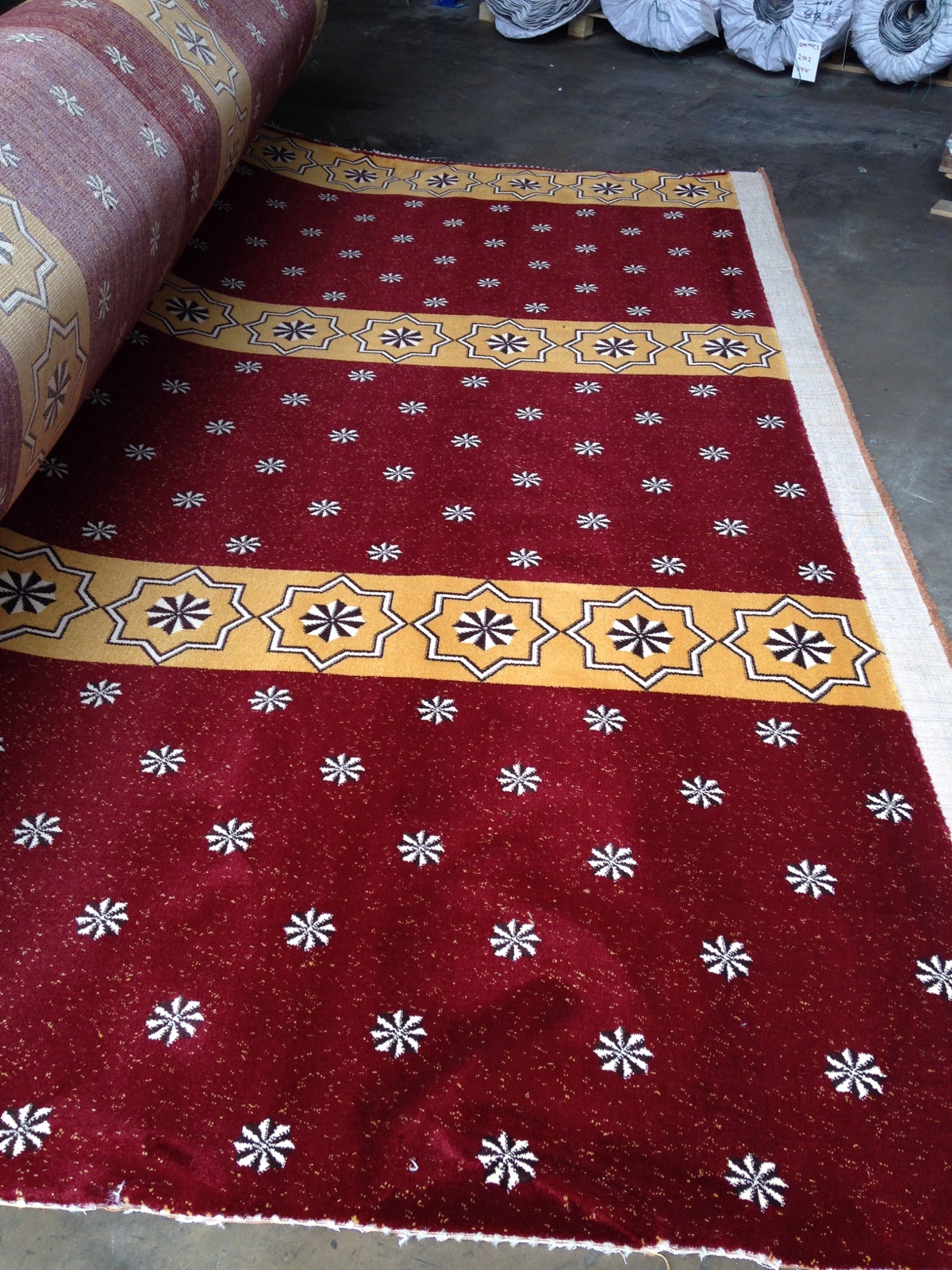 "Kepuasan Anda adalah Jaminan kami": PEMASANGAN KARPET SURAU DAN KARPET ...