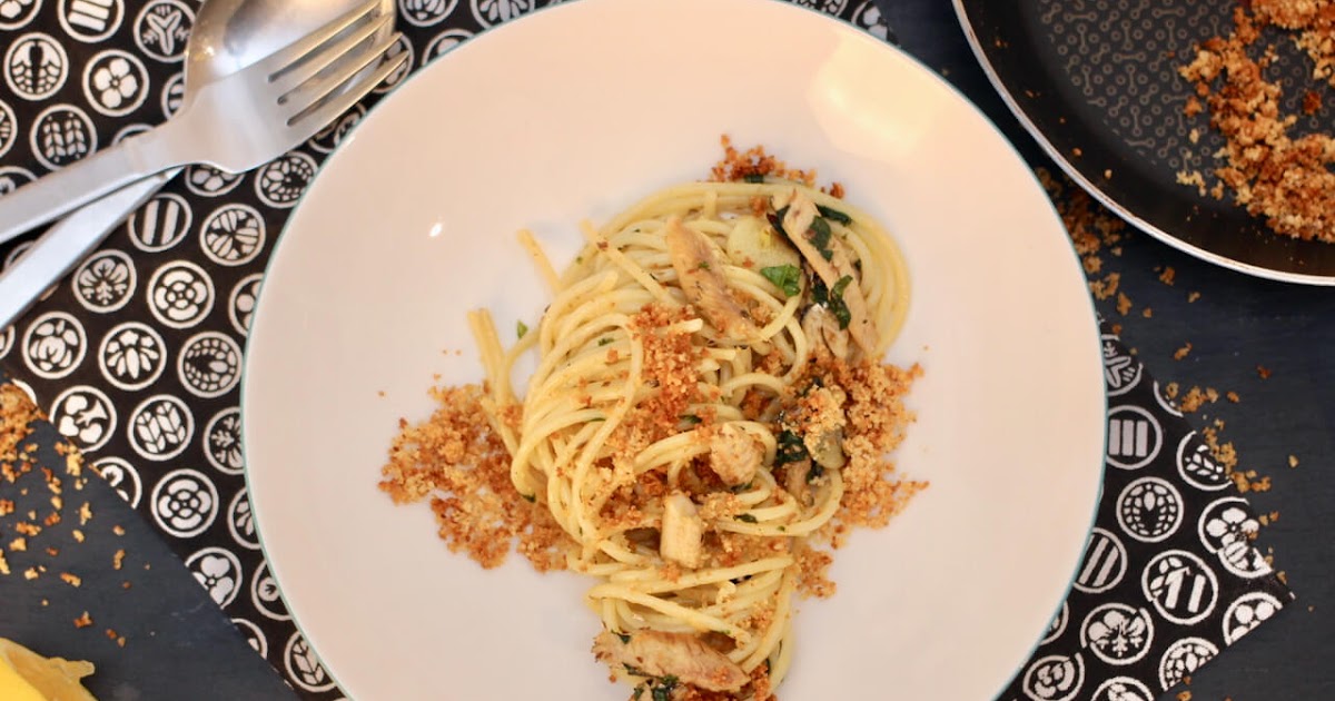 HOME OF HAPPY: MOLTE BENE - SPAGHETTI AGLIO E OLIO MIT SARDELLEN