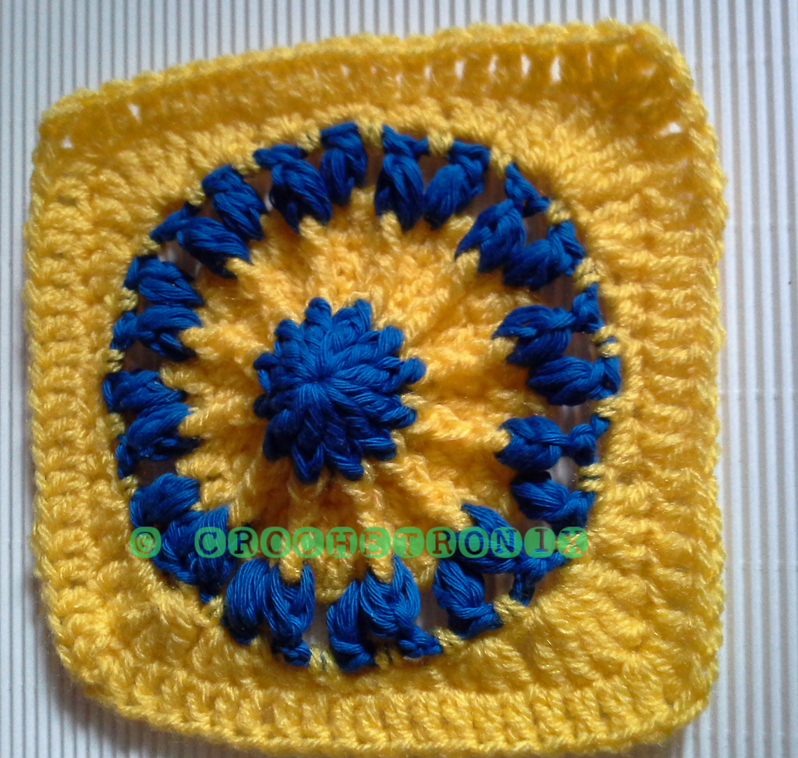 crochetronix: Crochet square spider motif