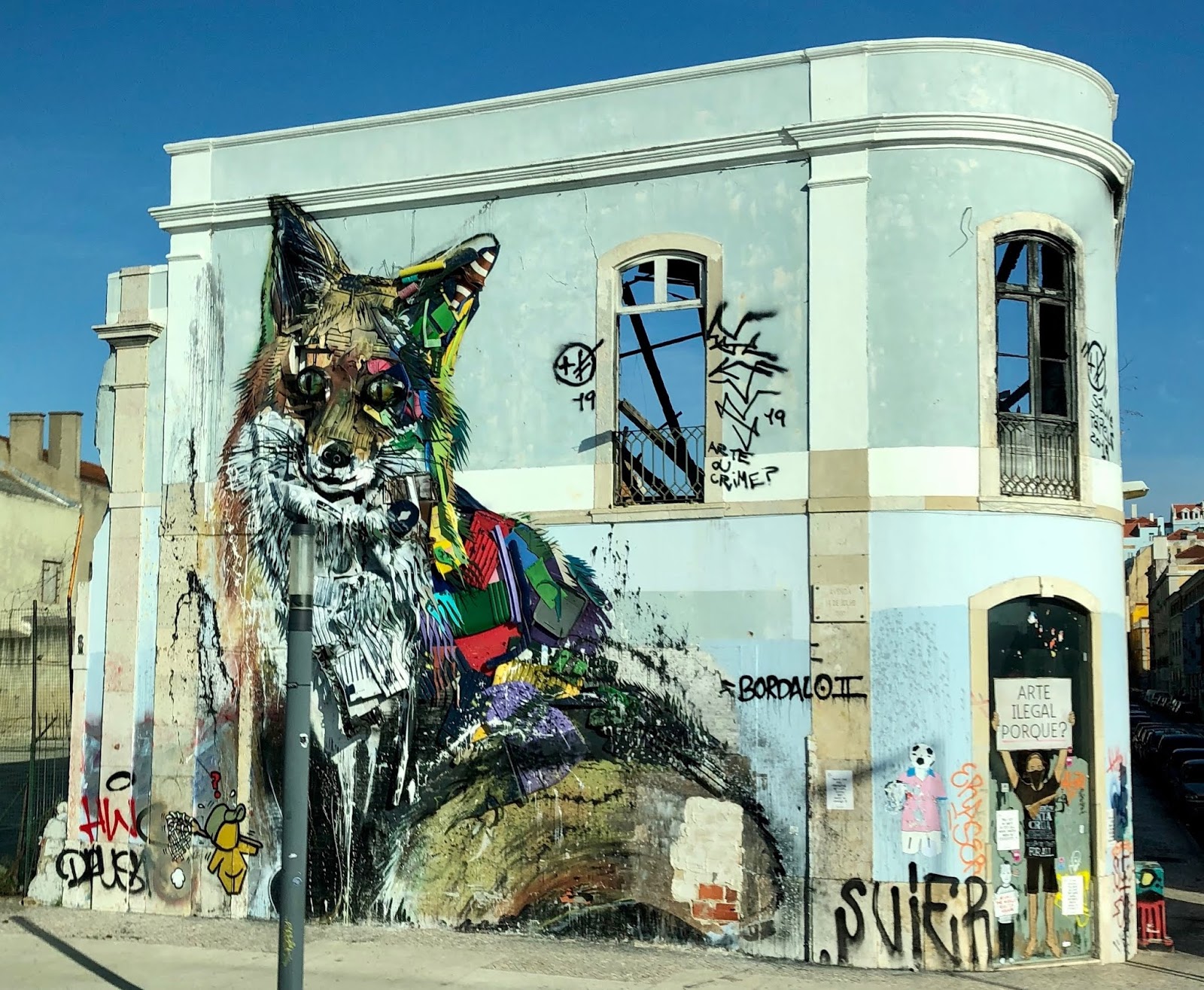 Susan's NGTAW Blog: Graffiti in Portugal - artistic expression is inspiring