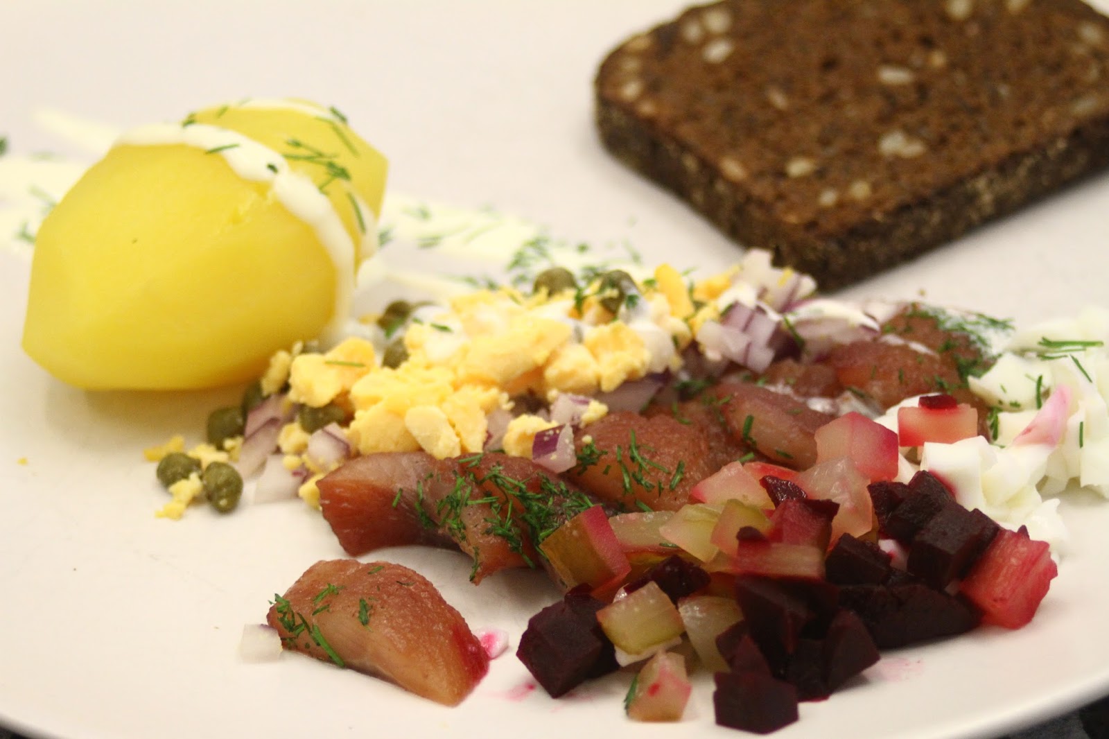 epätrendikäs ruokablogi: Silli à la Russe