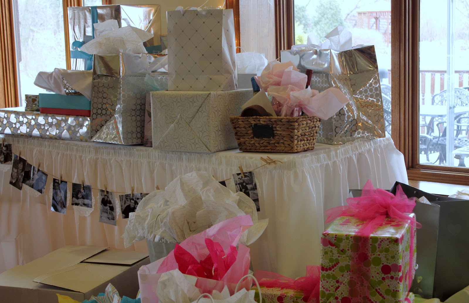 Blondie's Journal: EMILY'S BRIDAL SHOWER
