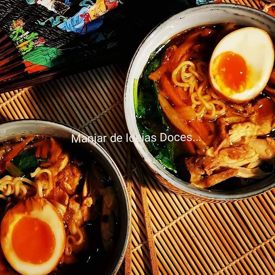 Manjar de ideias doces... e não só!: Ramen de frango com cogumelos ...