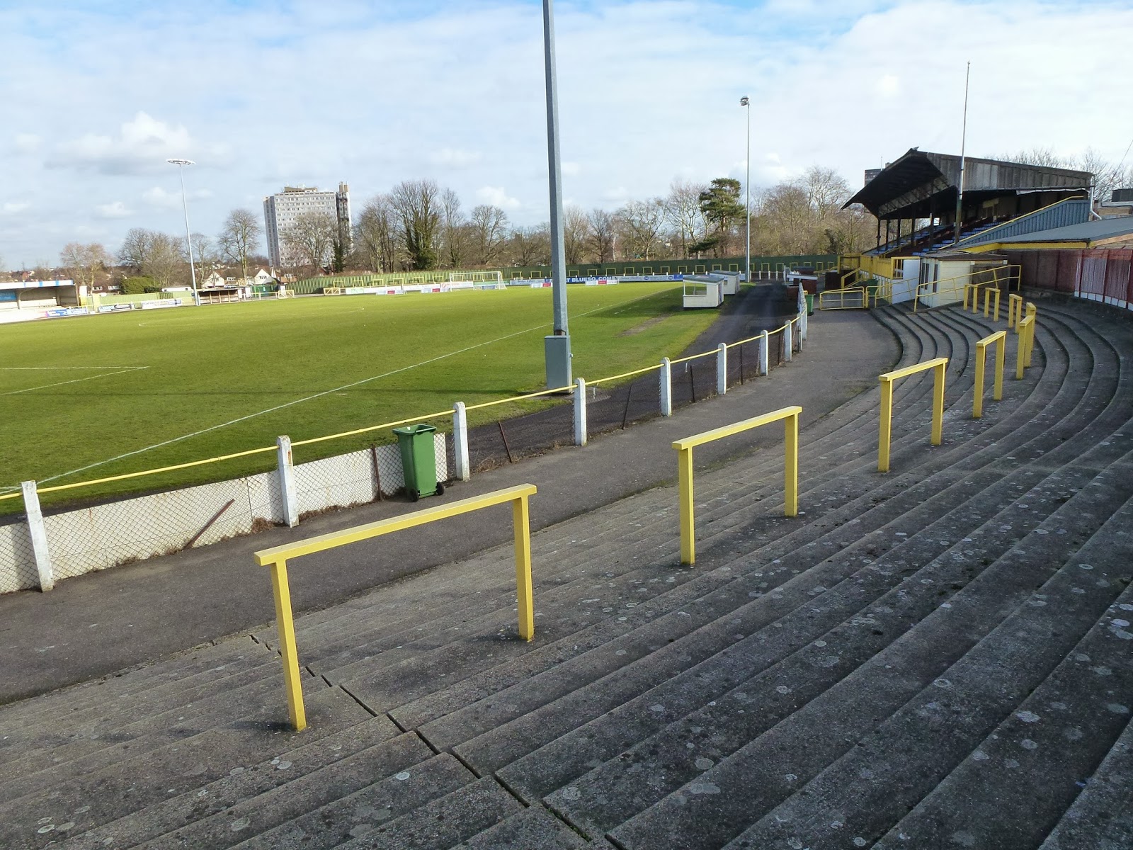 Extreme Football Tourism: ENGLAND: Sutton United FC