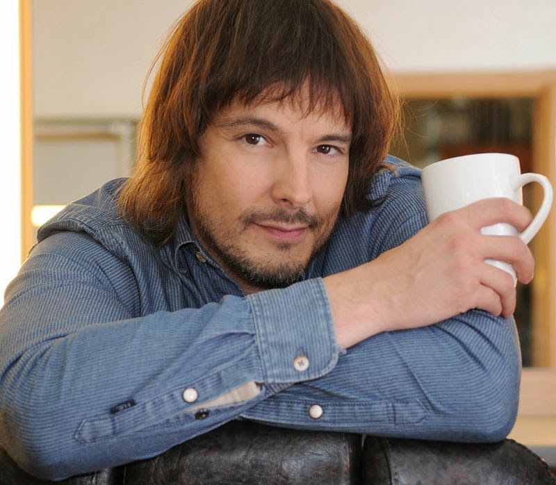 club de fans David Janer: Entrevista personal ' Un café con David Janer ...