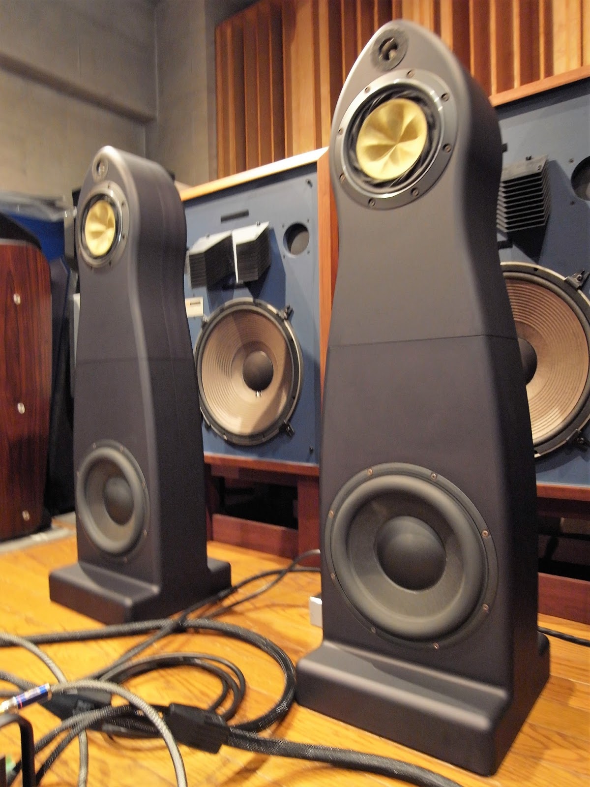 SIS AUDIO BLOG: 中古品情報 AUDIO-MACHINA THE PURE SYSTEM