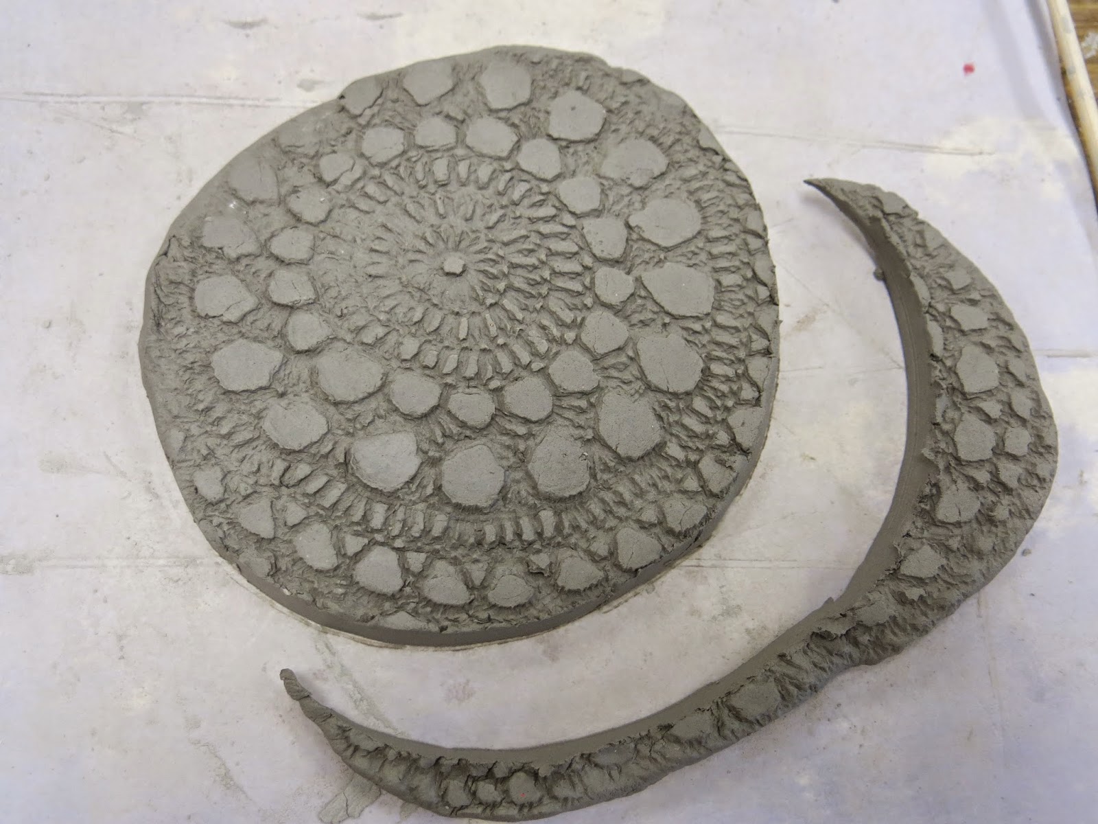 Cassie Stephens: In the Art Room: First Grade Slab Fish and Under the ...