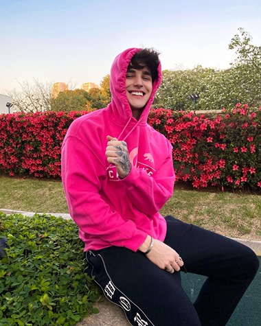 Lovely Boys: Alex Mapeli