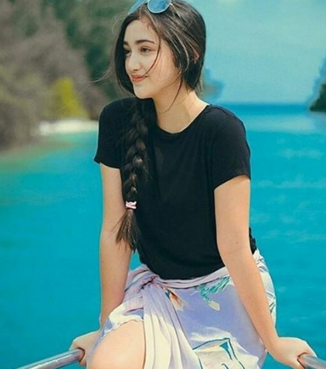 17 Daftar Artis Tercantik Dan Terseksi Di Indonesia