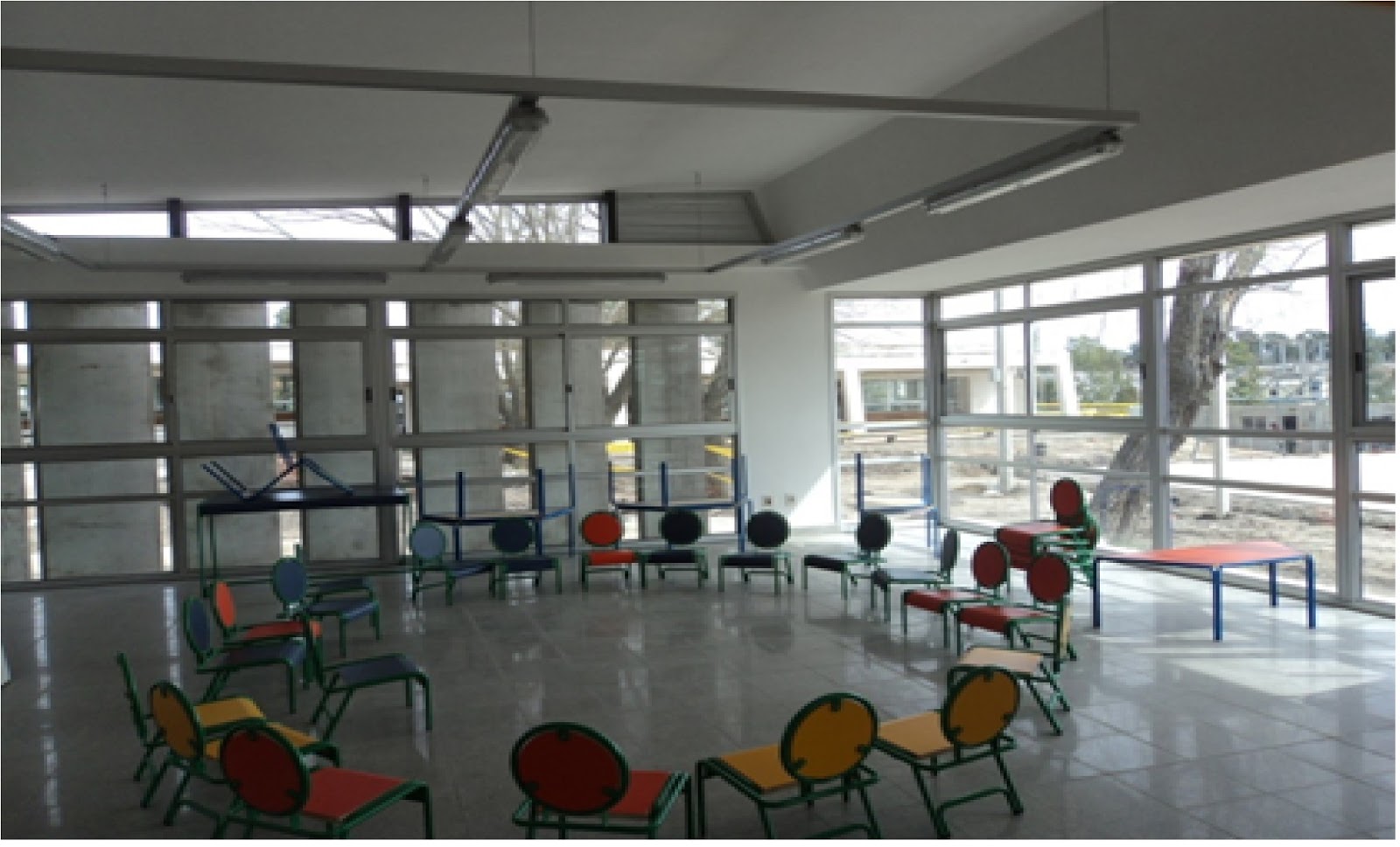 Escuela N° 82 Tiempo Completo: Nuestra Escuela