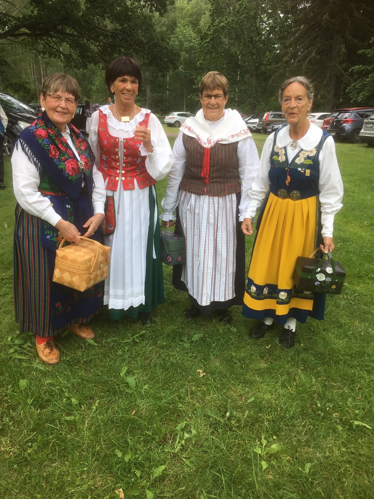 På Skärgårdsgatan: Midsommarafton