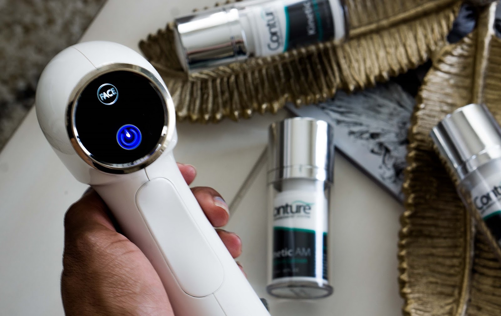 Youthful Skin with the Conture Skin Toning Device | Oh to Be a Muse