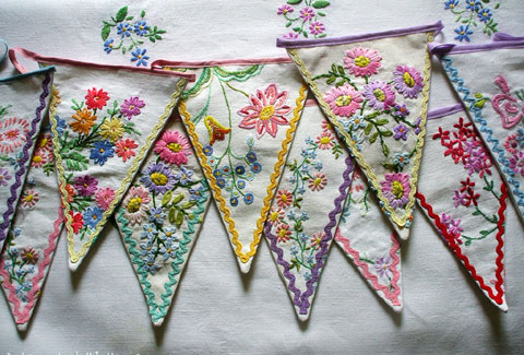 The Treasure Hunt: DIY Bunting Flags