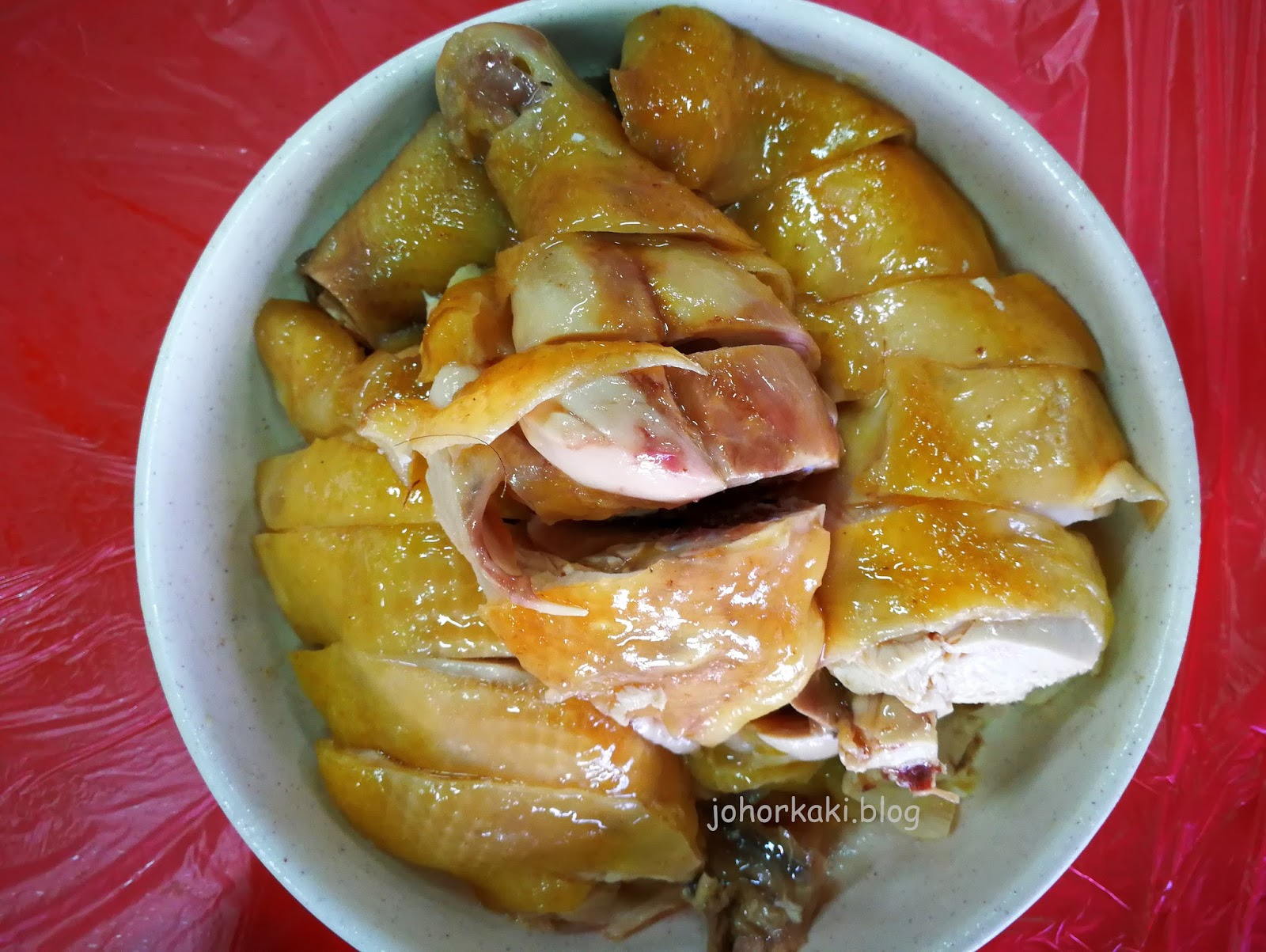 What to Eat at Yang Ming Shan. Ching Tsai Yuan Restaurant. 陽明山竹子湖青菜園 ⭐⭐ ...