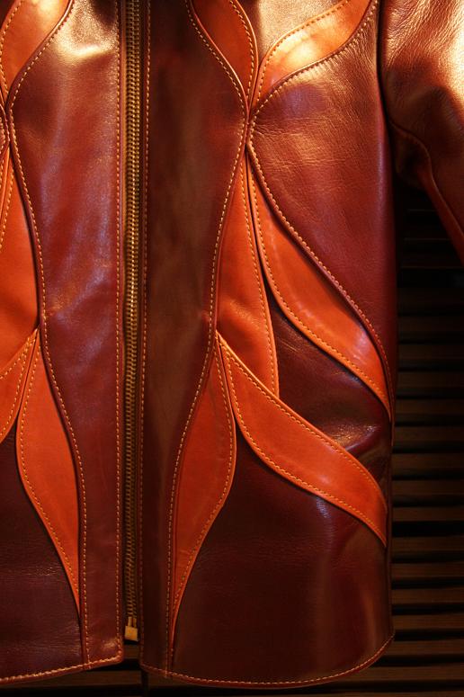 ELECTRIC LEATHER STUDIO: ELECTRIC LEATHER STUDIO