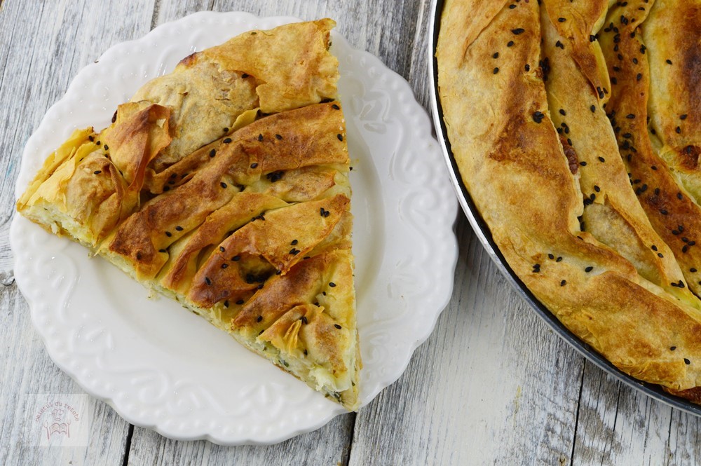 Placinta turceasca cu branza sarata - CAIETUL CU RETETE