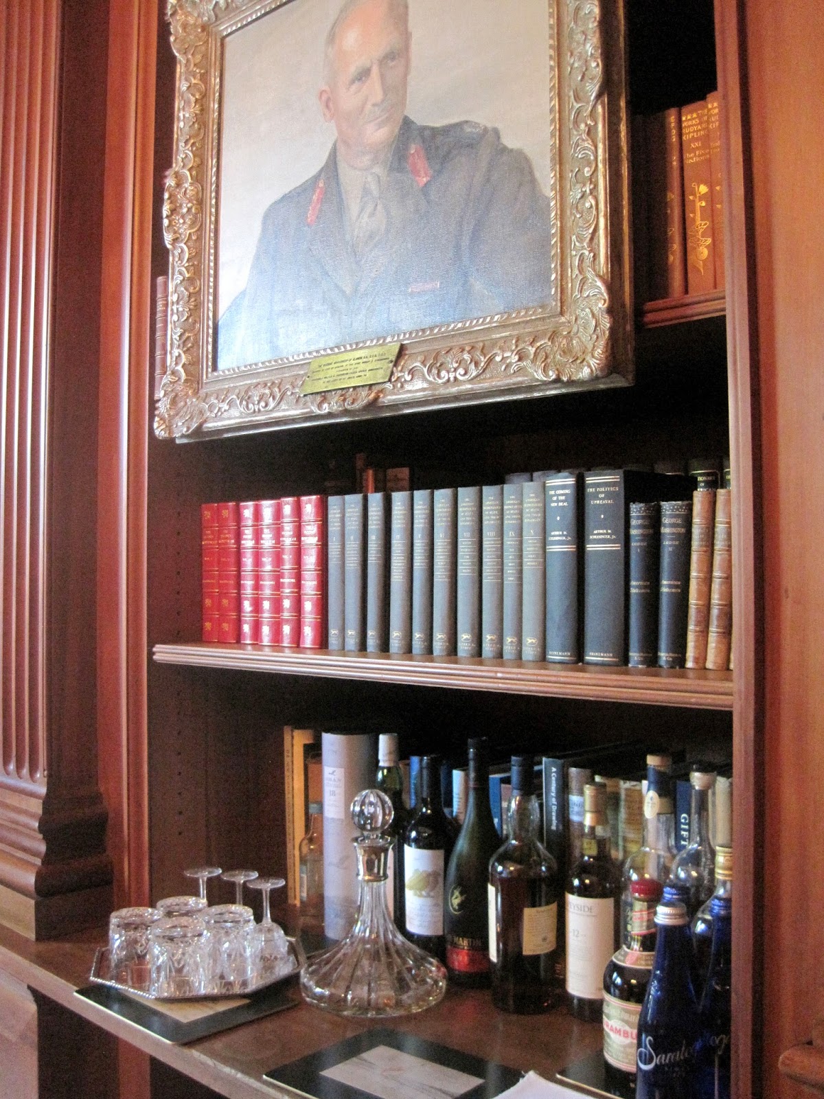 Lutyen's British Embassy public spaces