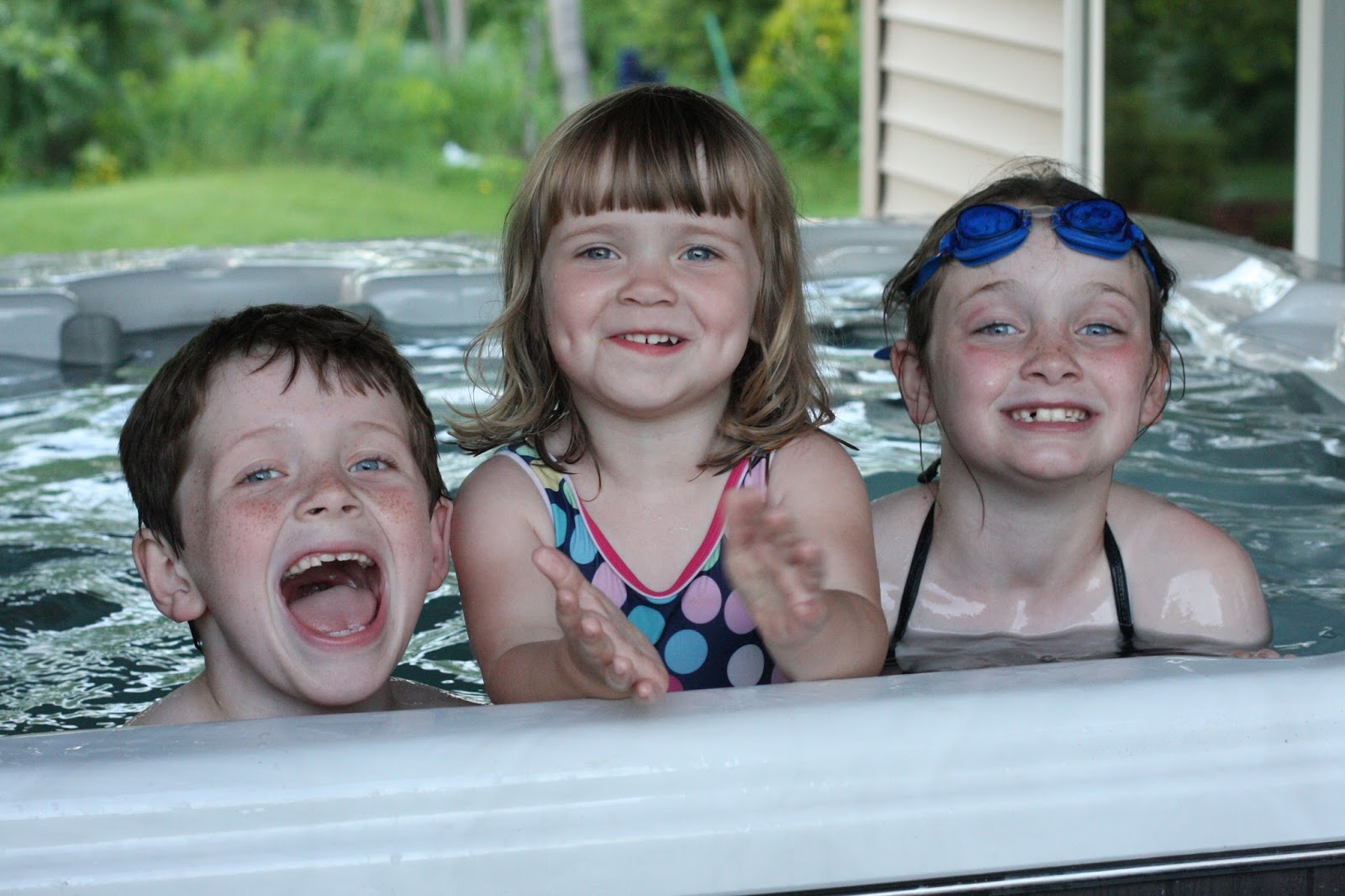 The McLaughlin Family Blog: Chillin' In The Hot Tub