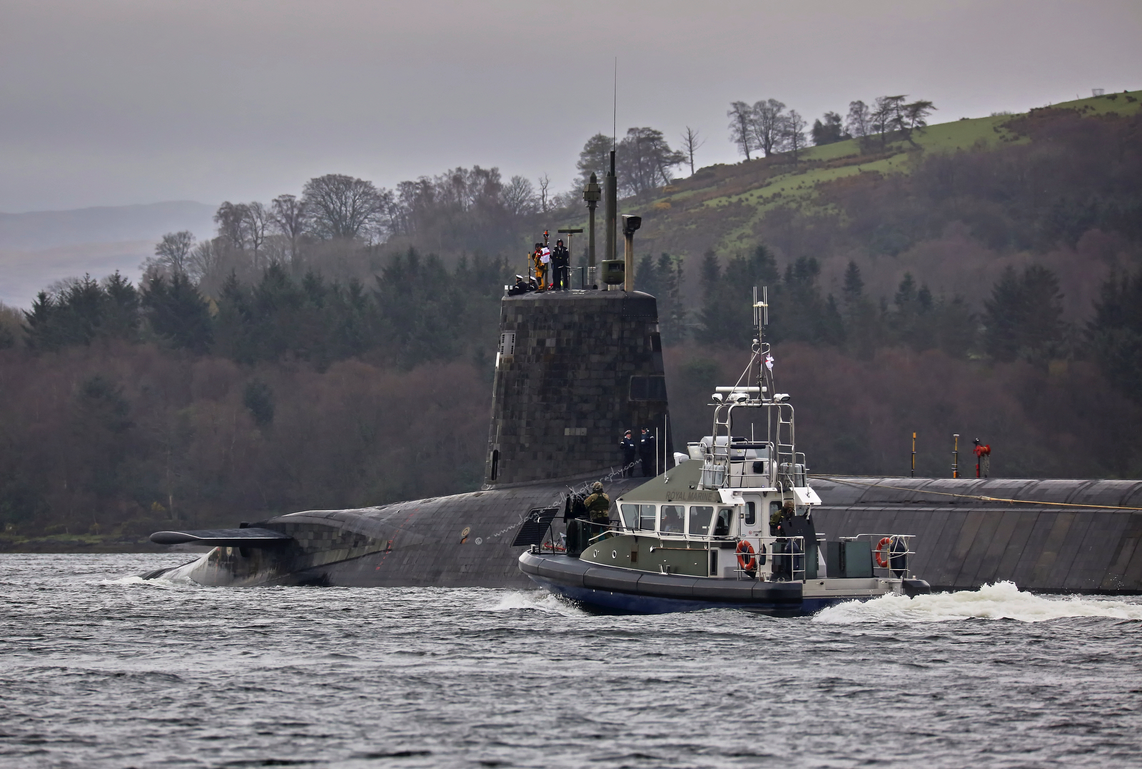 Dougie Coull Photography: Vanguard Class Submarine Departing Faslane ...