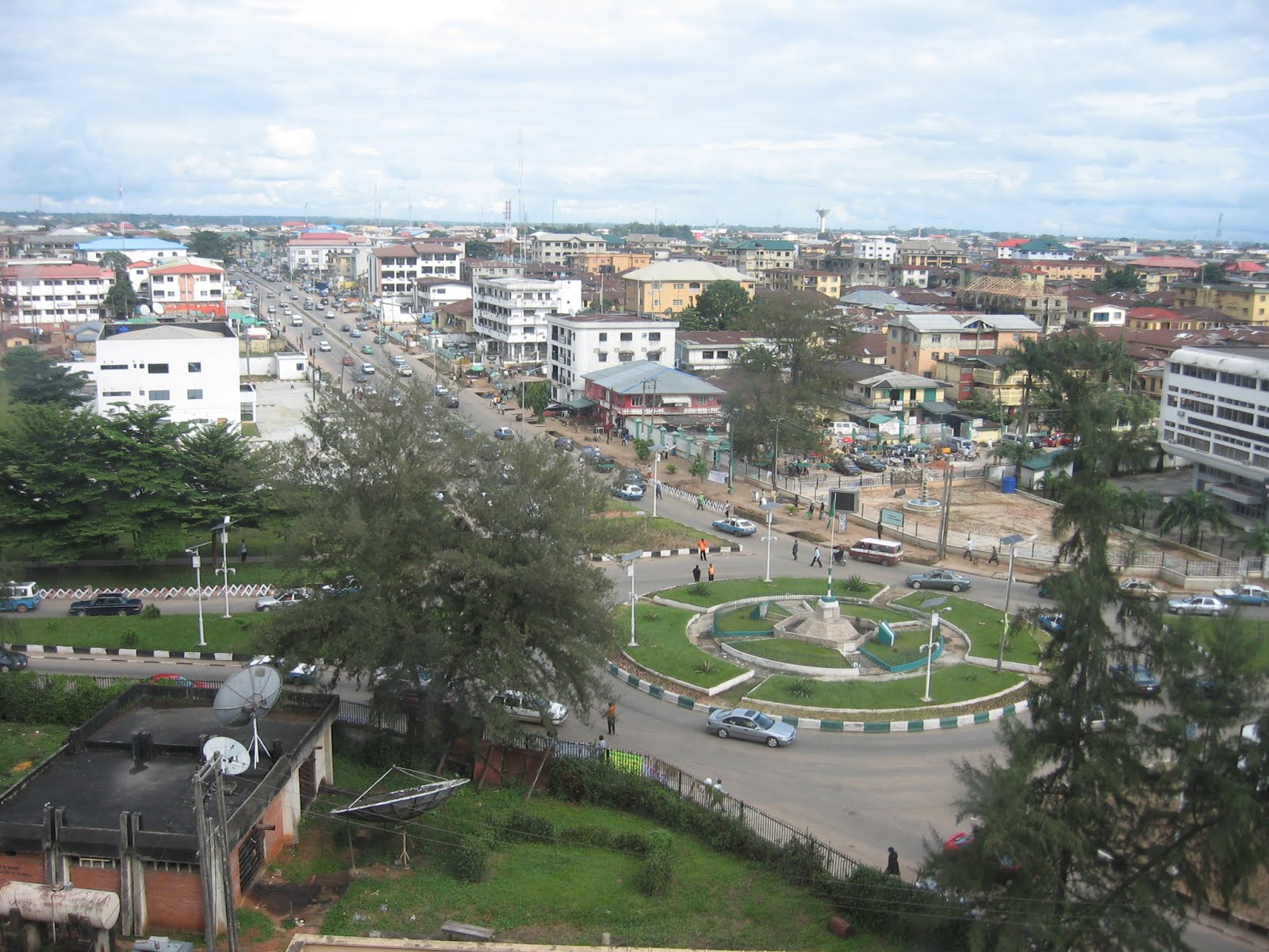 5 reasons you should drop everything and head to Owerri town now.