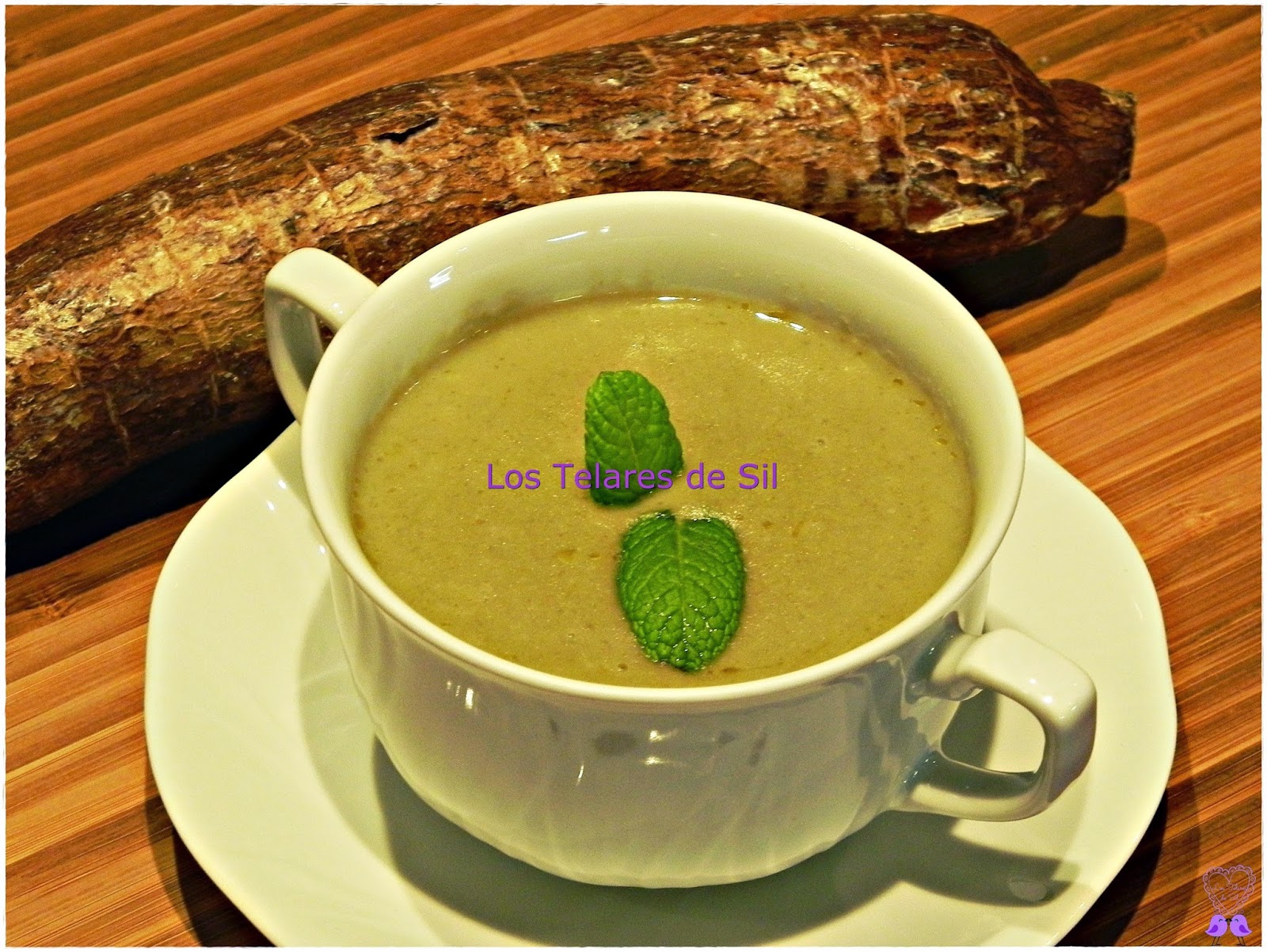 CREMA DE YUCA CON JUDÍAS VERDES Y CEBOLLA