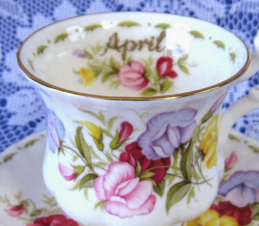 Antiques And Teacups: Tuesday Cuppa Tea, April Teacups, Pompeii, Chihuly