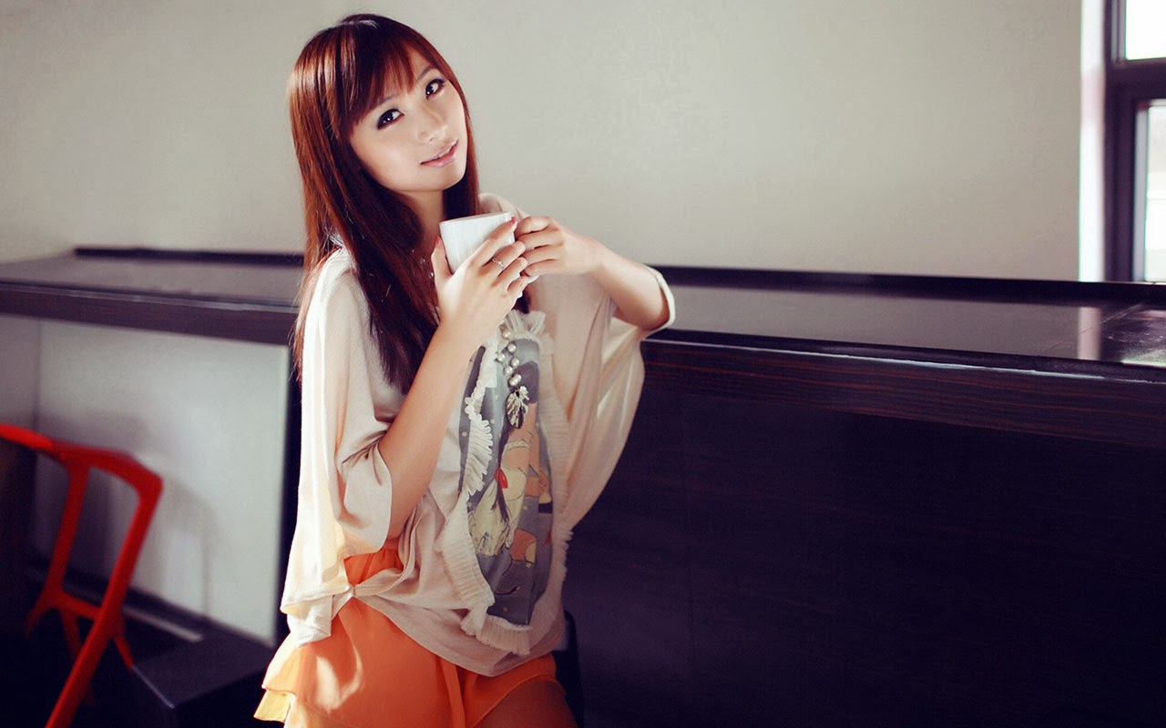 STAR HD PHOTOS: Bold and Beautiful Chinese Girls Desktop Wallpapers