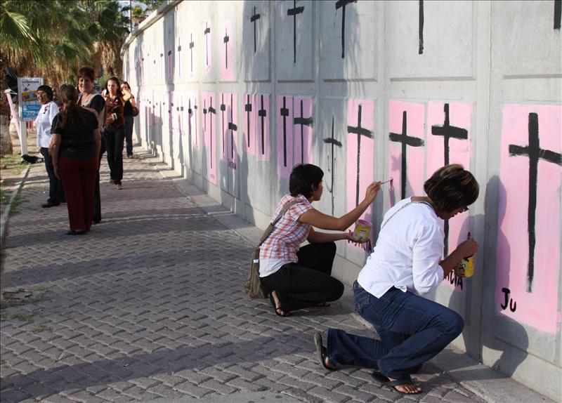 Inauguran memorial dedicado a las muertas de Juárez sin aval de ...