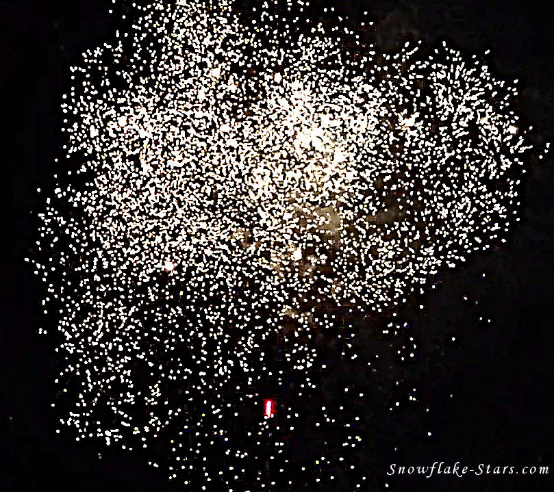 Snowflake-Stars: Fireworks