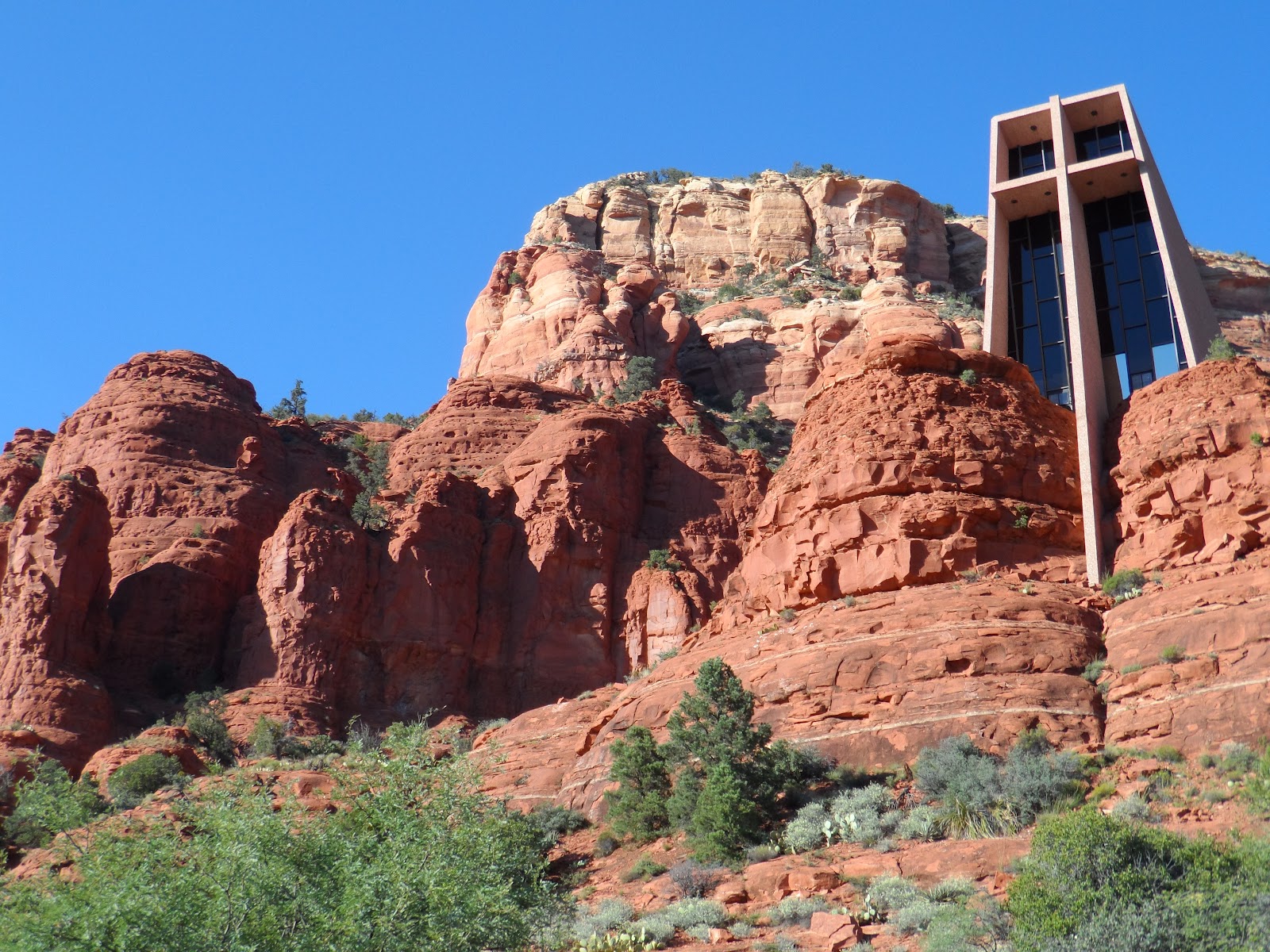 FOCAL POINT STYLING: SEDONA IN SEPTEMBER: CHAPEL of the HOLY CROSS