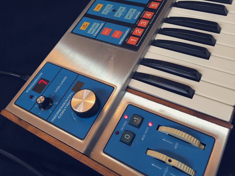 MATRIXSYNTH: Vintage Moog Source Analog Synthesizer Mint Condition SN 1635