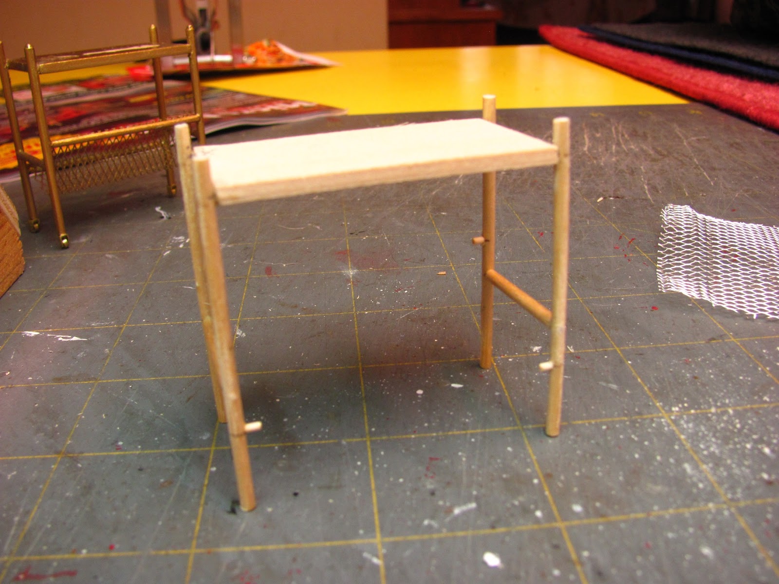 Dollhouse Miniature Furniture - Tutorials | 1 inch minis: November 2015