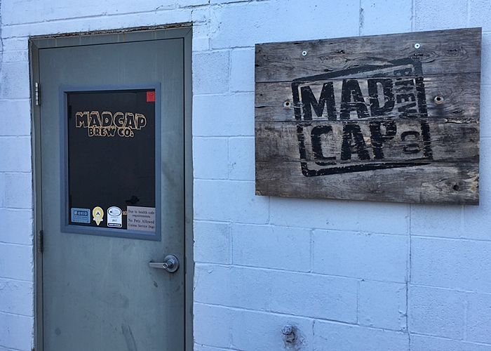 The 614orty-Niner: 'Ques and Brews: Viva Antiques! (Tallmadge, OH ...