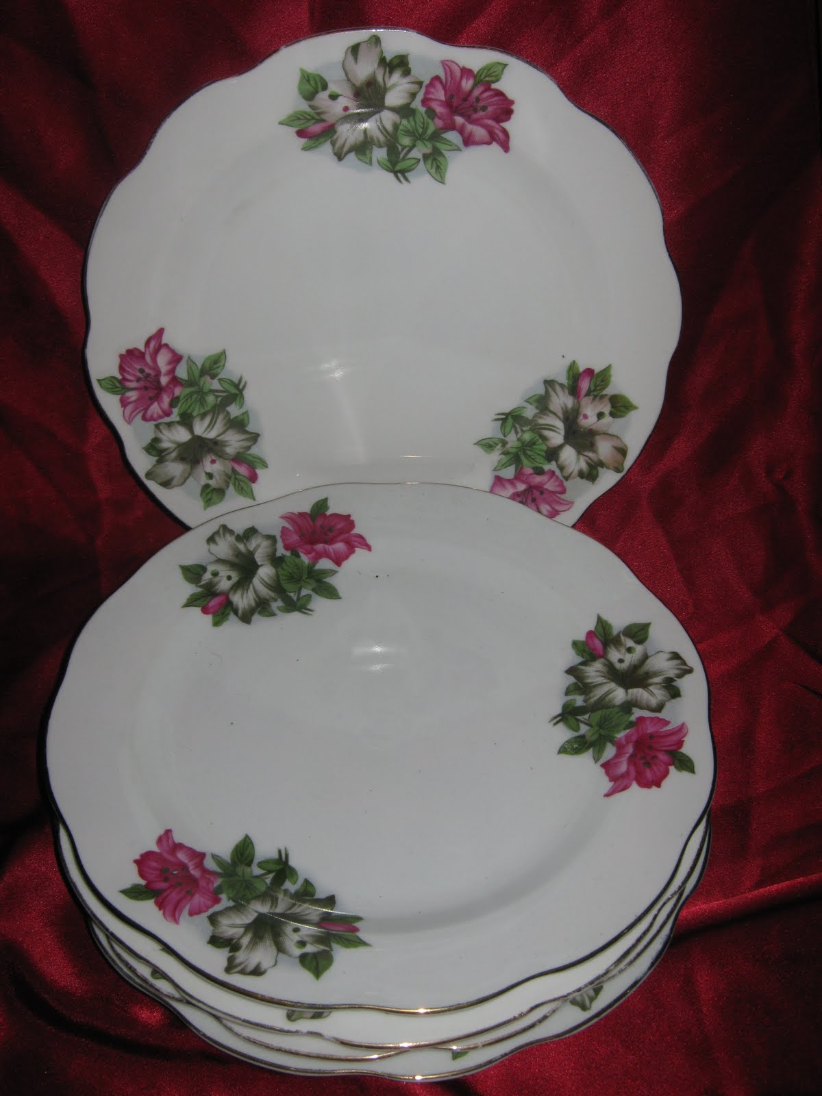 D'Classic Shoppe: Pinggan mangkuk piring