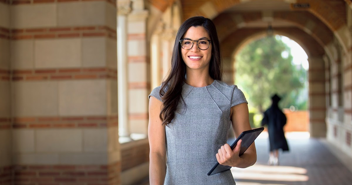 6 Career Opportunities For Business Graduates 6-career-opportunities-for-business-graduates