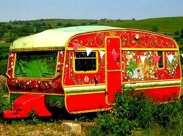 The Flying Tortoise: These Gorgeous Little Caravans Are Wonderfully Big ...