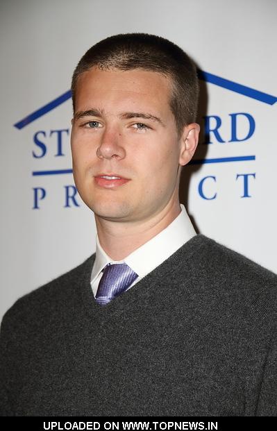 新人俳優リード・トンプソンがイケテル Actor Reed Thompson is Hot! | アメリカ・ゲイ・ライフ★American ...