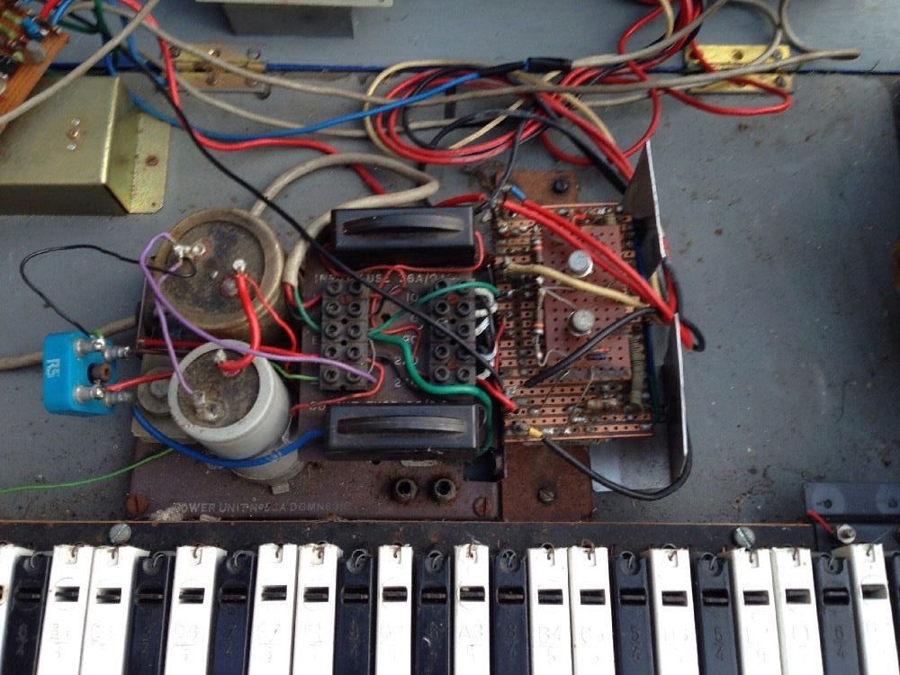 MATRIXSYNTH: Vintage Handmade Synthesiser