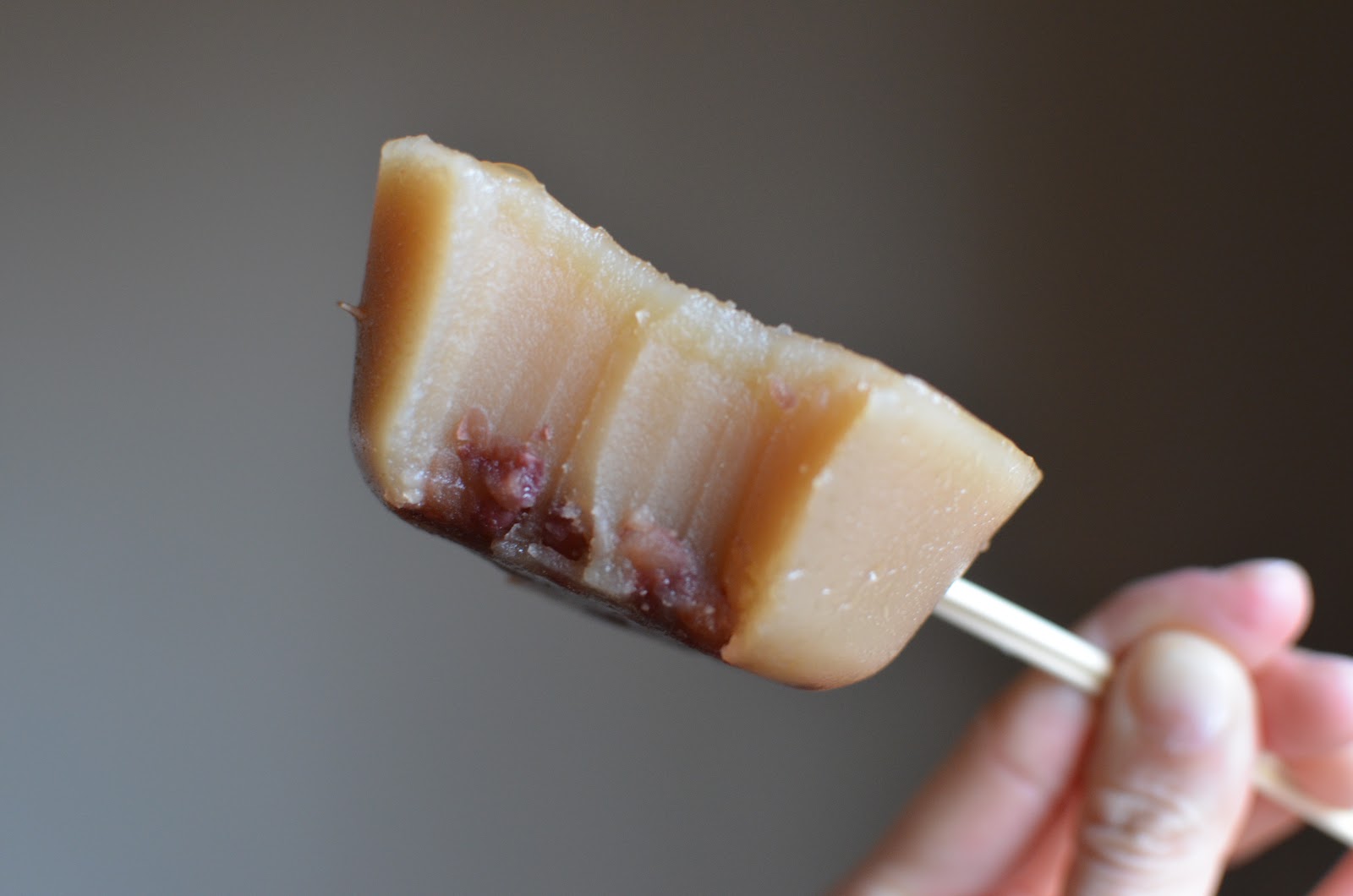 Playing with Flour: A childhood favorite of mine - red bean pudding cakes
