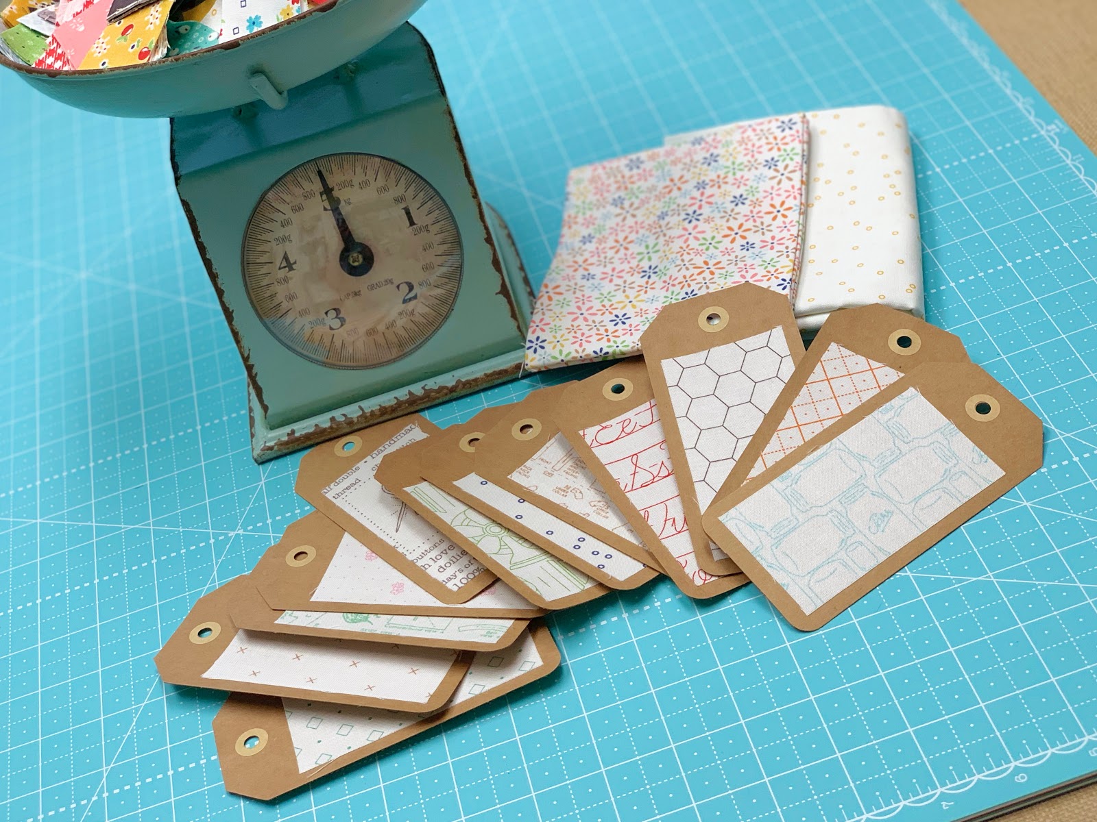 Bee In My Bonnet: Vintage Block Along - Week 23 - Penny Candy Block!!