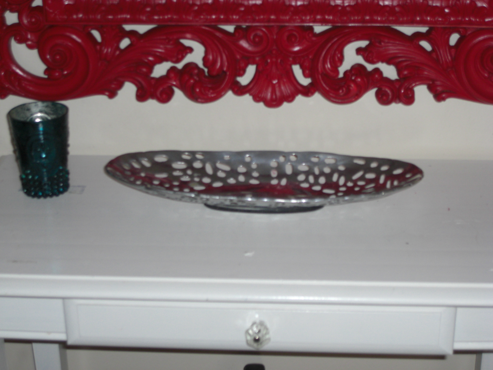 Domestic-Genius: Gaudy Mirror going Modern