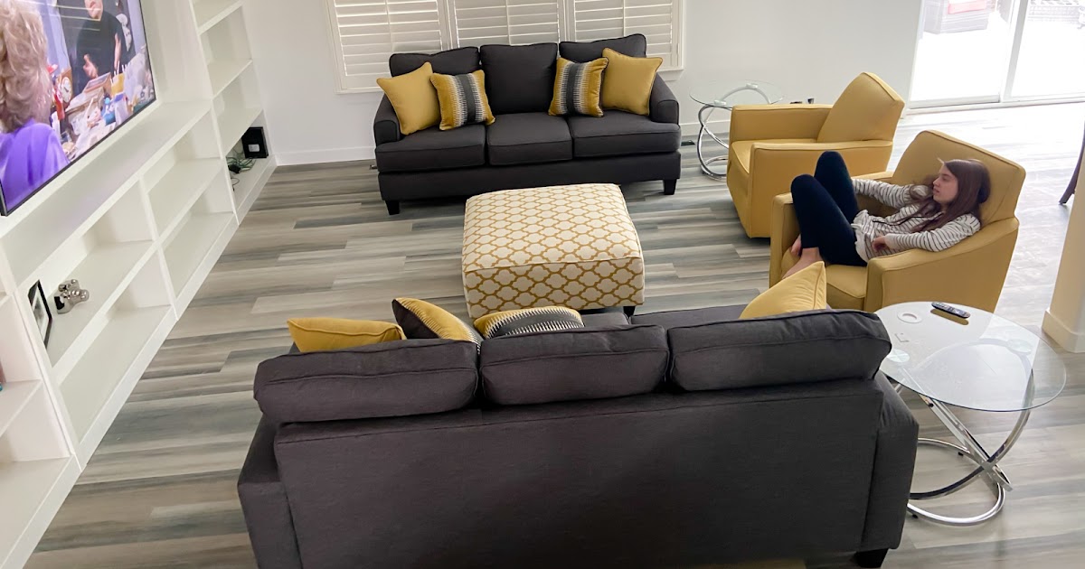 meyered...with children: new couch