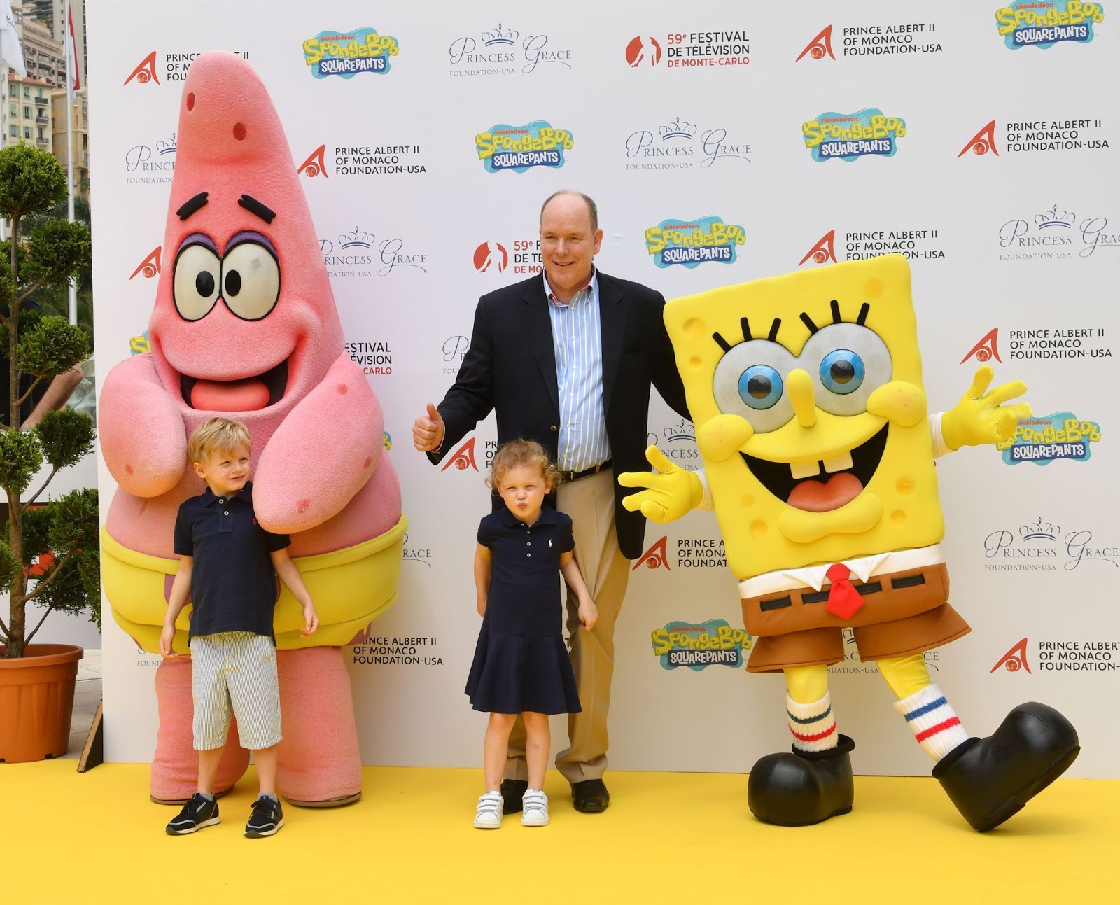 NickALive!: By Royal Appointment: SpongeBob SquarePants and Patrick ...