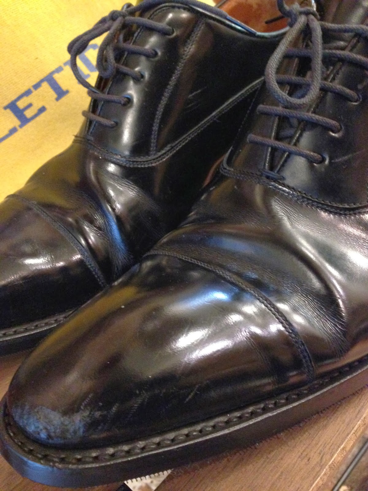 REVIVE SNAKE Shoes&Bag Repair: MEN'S ダイナイト・Vibram #269 ソール交換